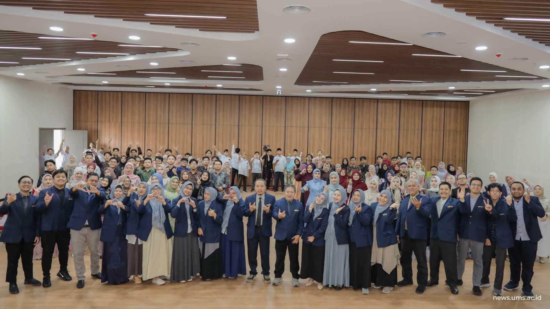 Calon Alumni FEB UMS Periode II 2025–2026 Ikuti Pelepasan Perdana di ...